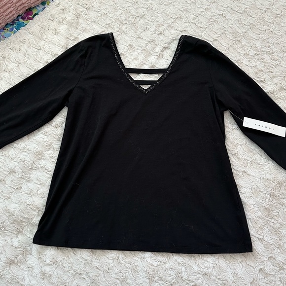 Tribal | Tops | Nwt Tribal Vneck 34 Sleeve Top With Unique Detail Xl ...